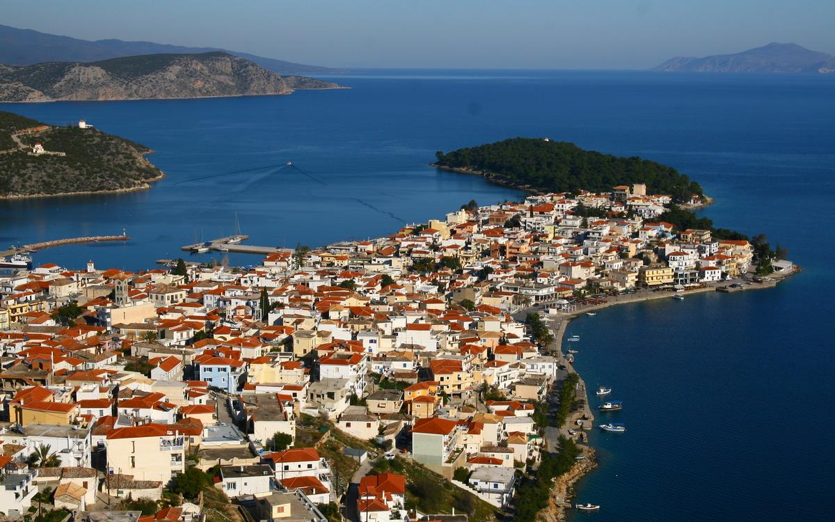 Tourism: Three strategic investments of 1.2 billion euros