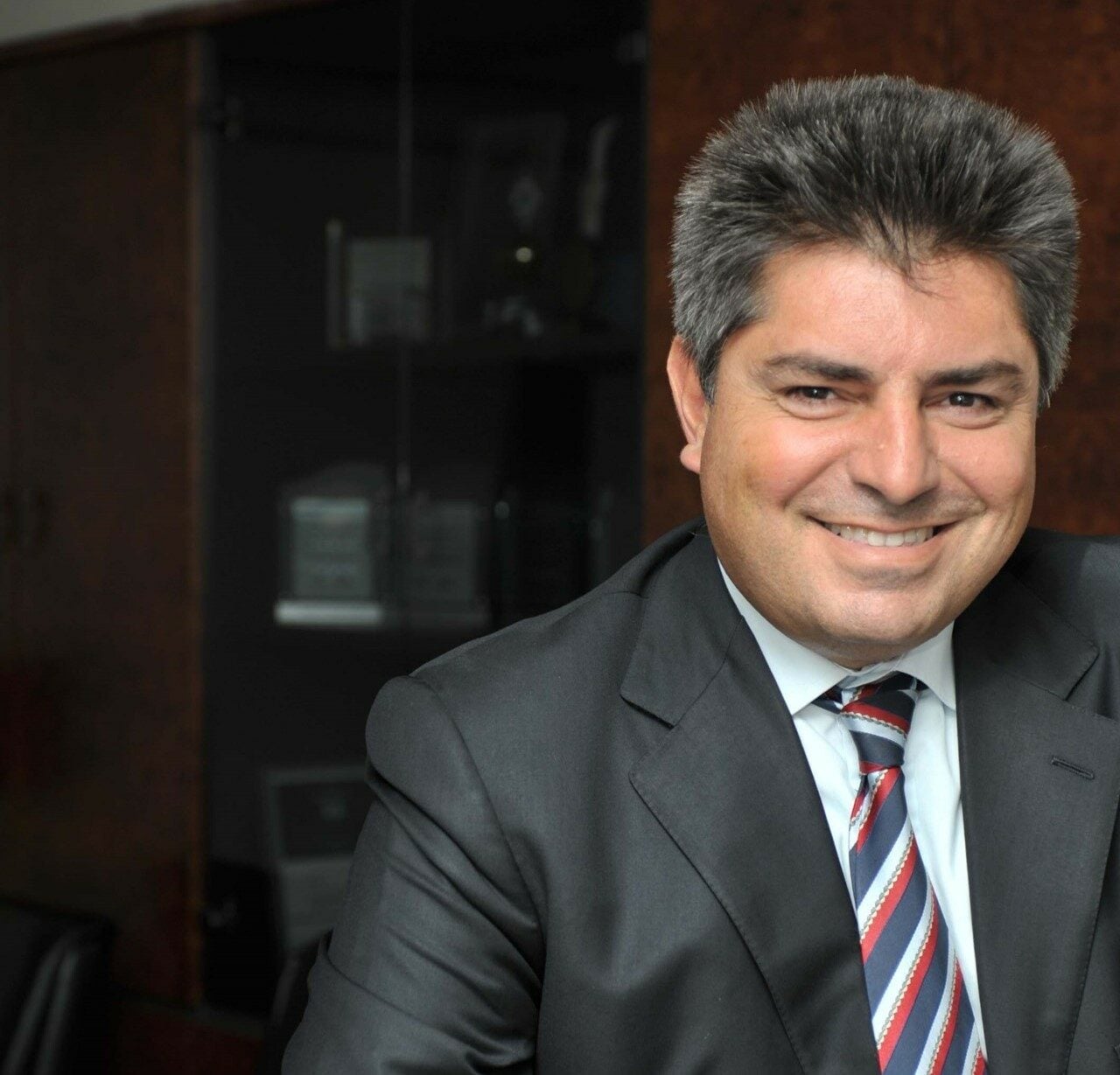 Cosmos Business Systems: Αποχωρούν μετά από 23 χρόνια Vodafone και ...