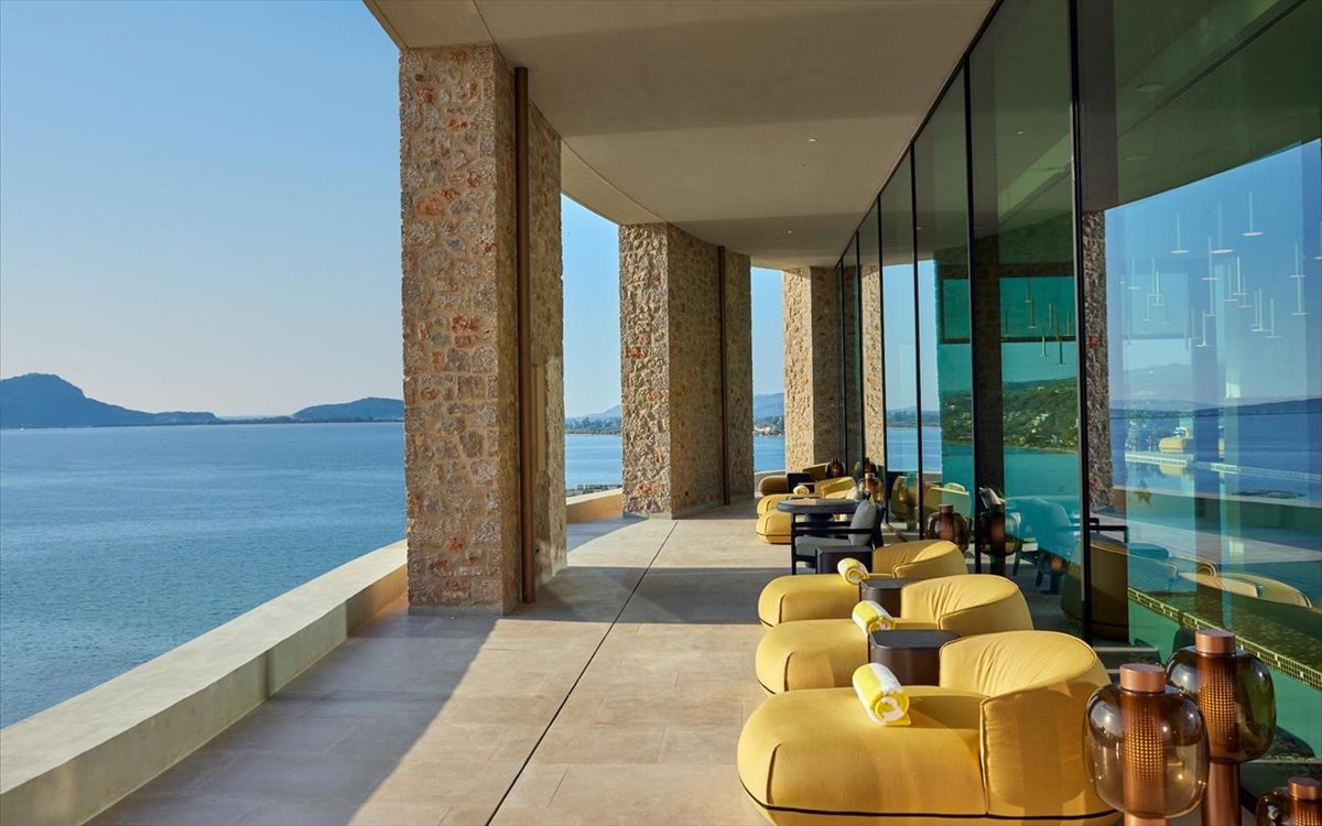 Το Mandarin Oriental Costa Navarino μετρά ημέρες για τη νέα σεζόν