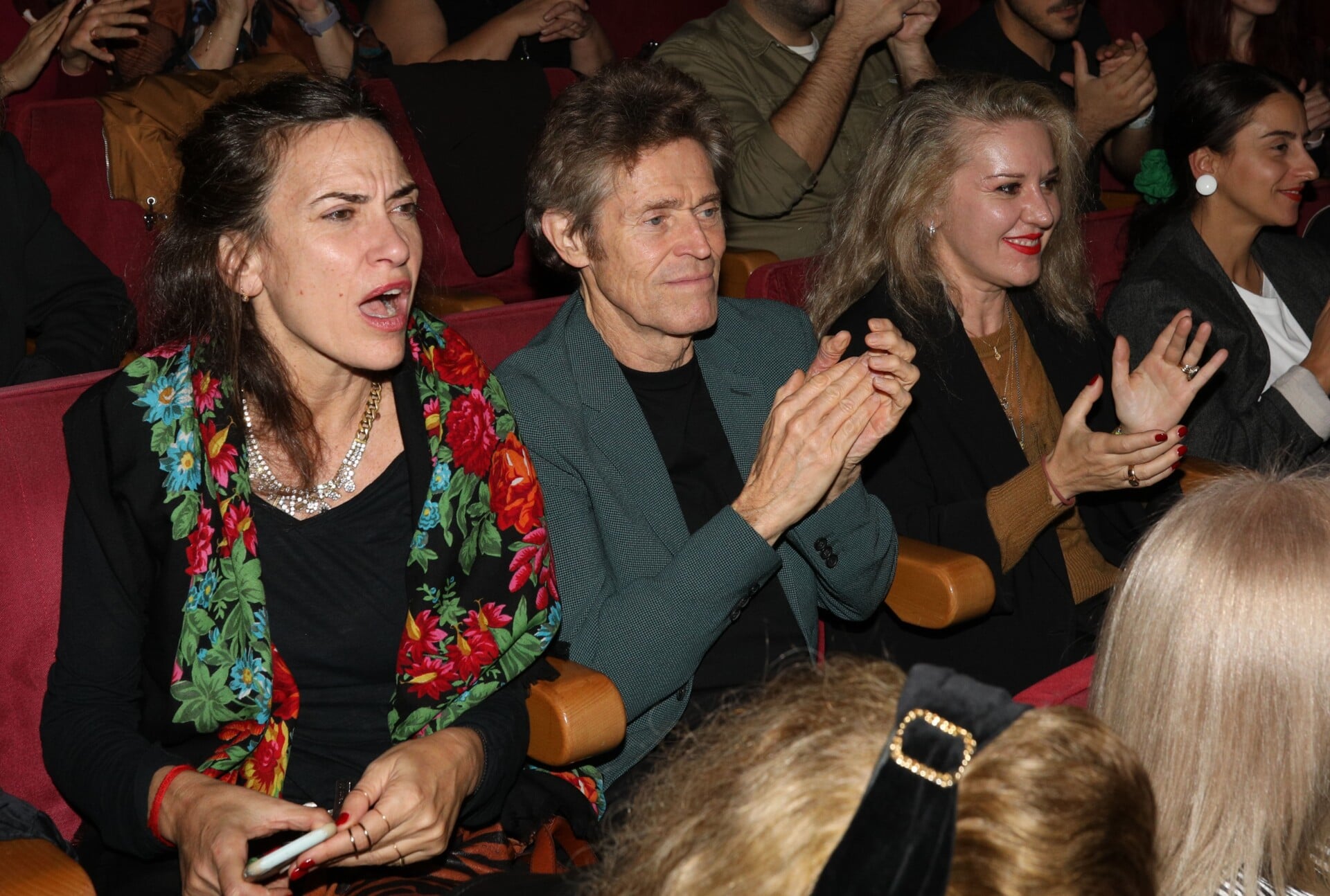 Willem Dafoe και Robert Wilson στην πρεμιέρα της παράστασης «Τρεις ...