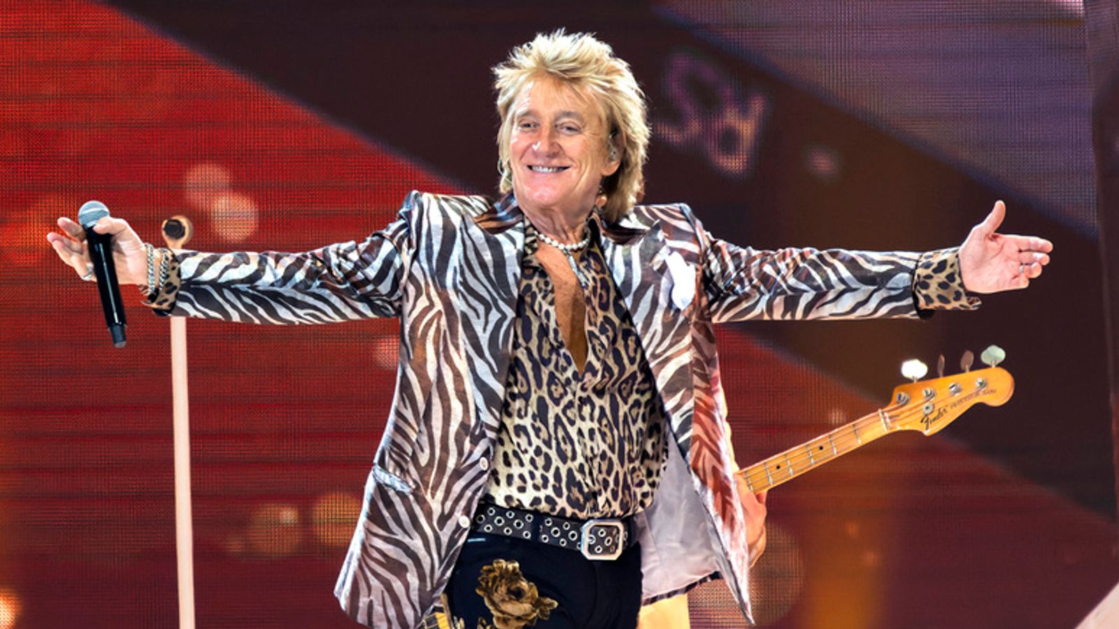 Rod Stewart: Ο Βρετανός σούπερ σταρ για πρώτη φορά στην Ελλάδα
