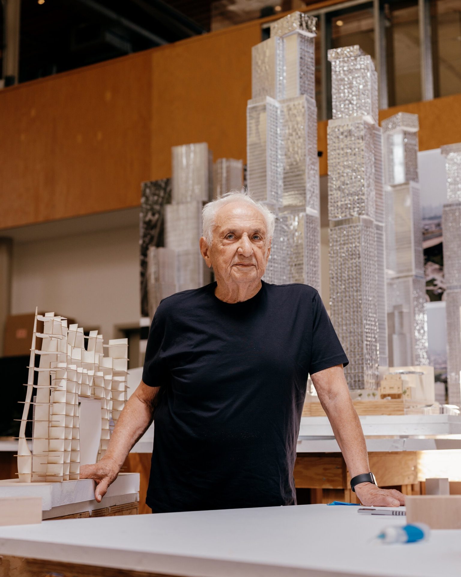 Frank Gehry: Πέθανε ο σπουδαίος, διεθνούς φήμης αρχιτέκτονας