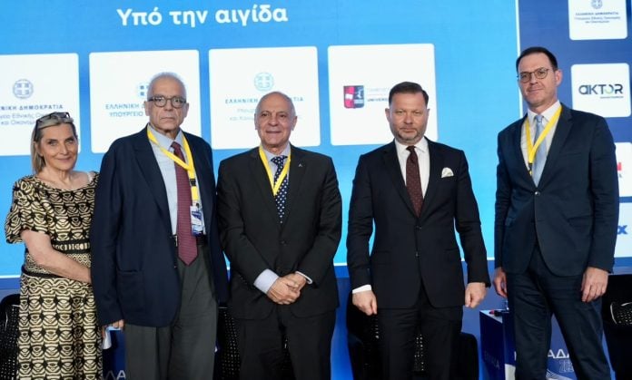 Πάνος Ξενοκώστας: Το πρώτο υποβρύχιο Made in Greece είναι 8 χρόνια ...